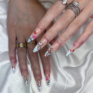 28 Photogenic Las Vegas Nail Ideas That You’ll Instantly Save - Glimsie