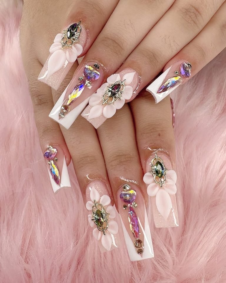 30 Must-Try 3D Flower Nail Ideas That Everyone Is Obsessed With - Glimsie