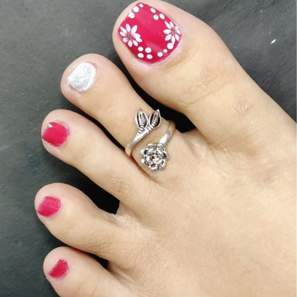 20 Chic Toe Nail Ideas That Make Every Step Stylish - Glimsie