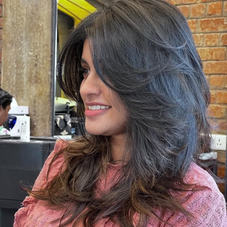 21 Soft Bangs Hairstyles That Add a Touch of Romance - Glimsie