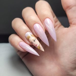 12 Wicked Witch Nail Ideas That Are Hauntingly Beautiful - Glimsie