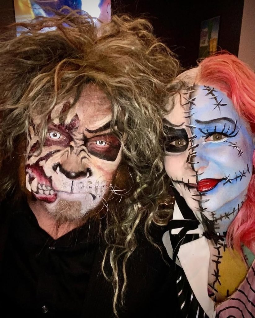 21 Creepy Halloween Costume Ideas That Look Like They Escaped a Horror ...