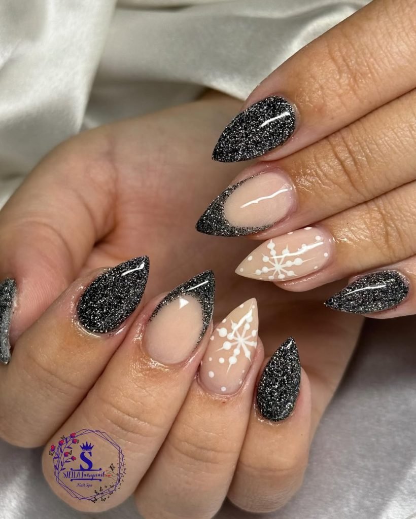 30 December Nail Ideas That Feel Like Frost, Fireplaces, and Fresh ...