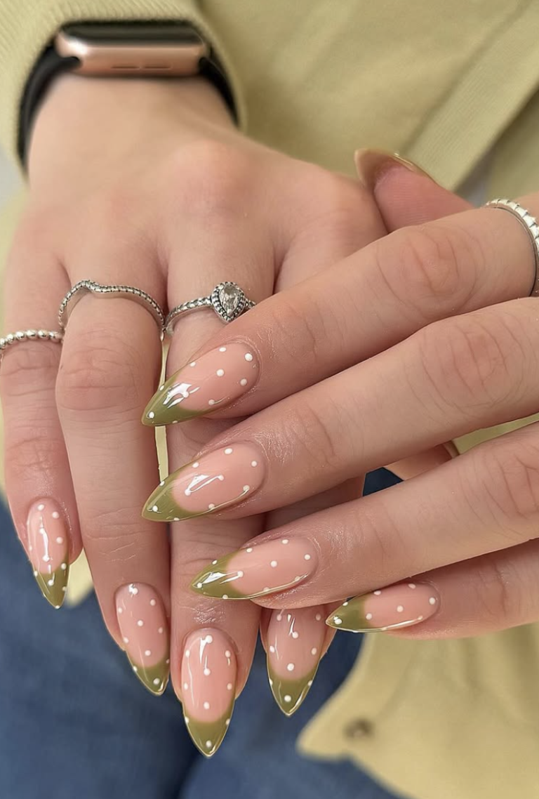 21 French Nail Ideas That Bring a Modern Twist to a Timeless Style ...