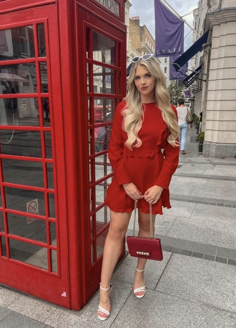 23 Red Outfit Ideas That Make Bold Styling Look Effortlessly Chic - Glimsie