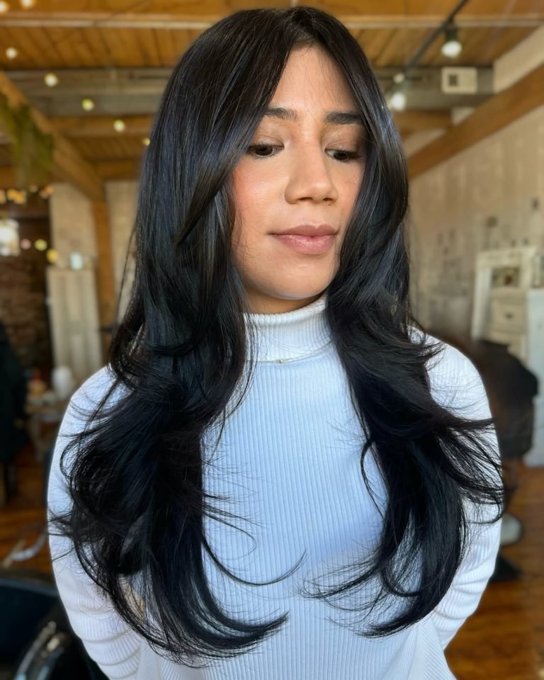 21 Butterfly Haircut Ideas Perfect for Light, Flowing Hair Shapes - Glimsie
