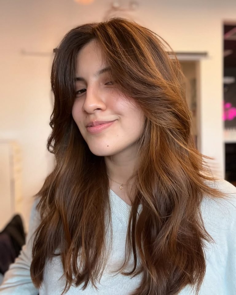 21 Butterfly Haircut Ideas Perfect for Light, Flowing Hair Shapes - Glimsie